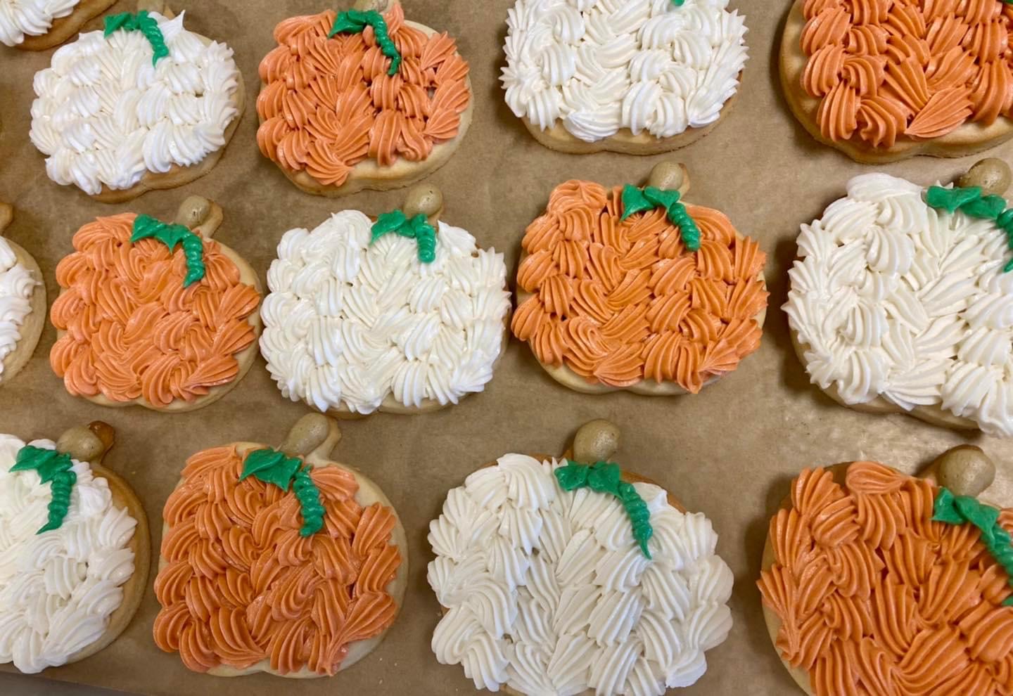 Happy Tuesday! 10/11 in the kitchen - Hive Kitchen